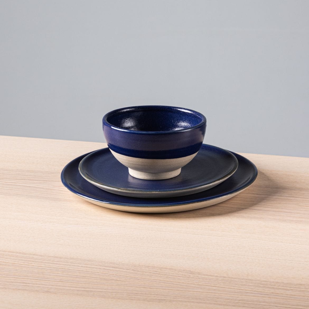 Vajilla Azul Brillante – Makario Cerámica